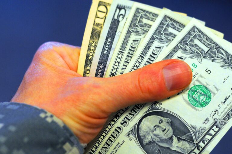 Budgeting for military families: Tips that make a difference - Sandboxx