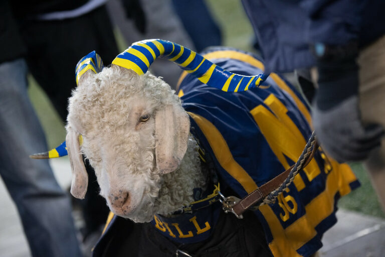 The 4 best Army-Navy pranks of all-time - Sandboxx