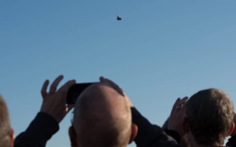 Drones swarmed a military base for days and the Pentagon still doesn’t ...