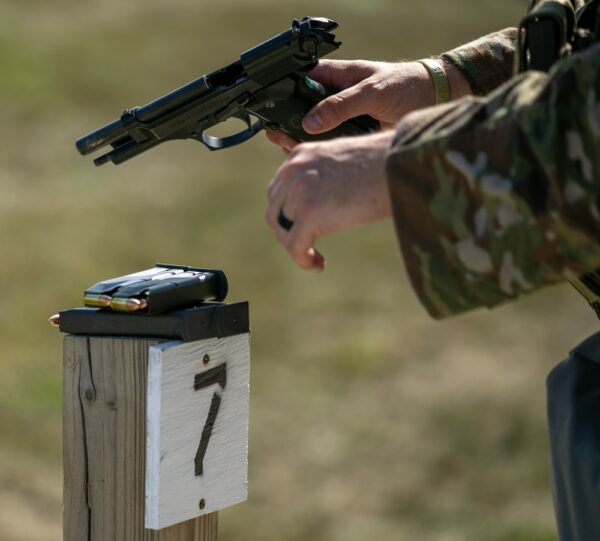 Are the Army's old Beretta M9 and new SIG M17 pistols as similar as ...